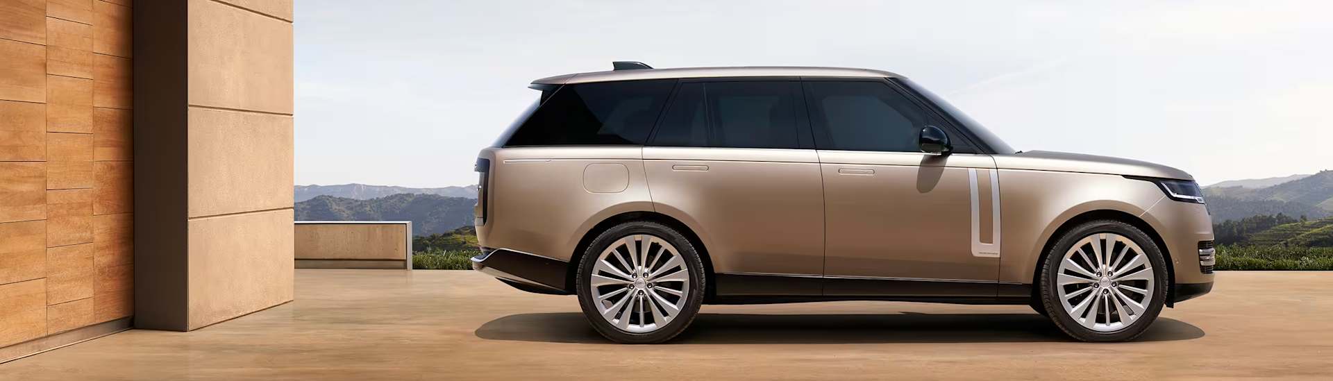 Contact Land Rover | Cambridge, Cheltenham & Gloucester, Ipswich ...