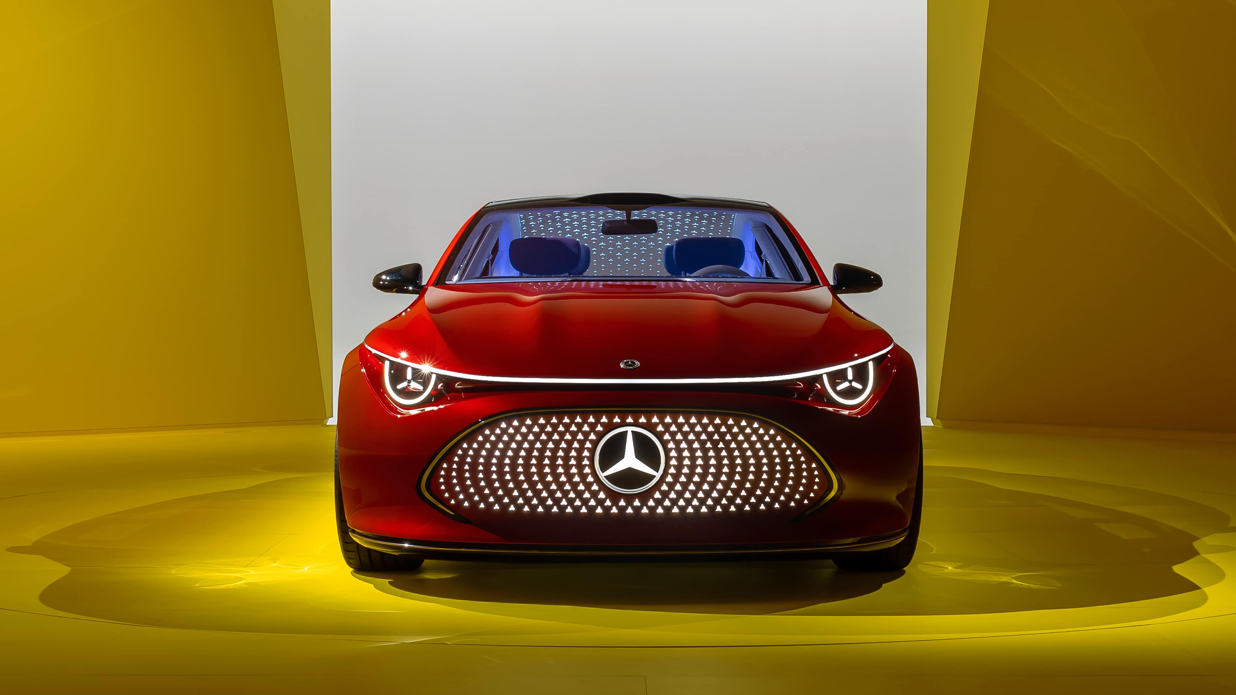 Le Mercedes CLA Concept Redéfinit la Mobilité Electrique