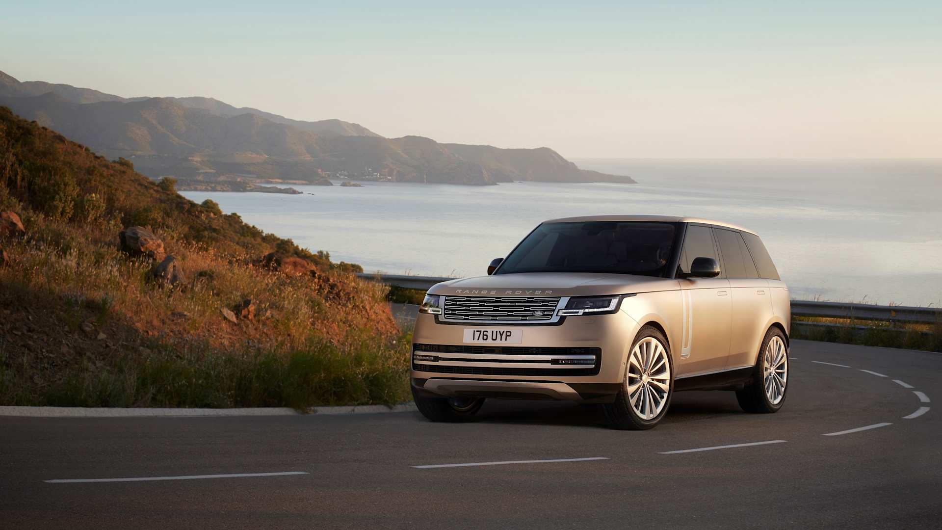 Barretts Land Rover Dealership | Canterbury, Kent