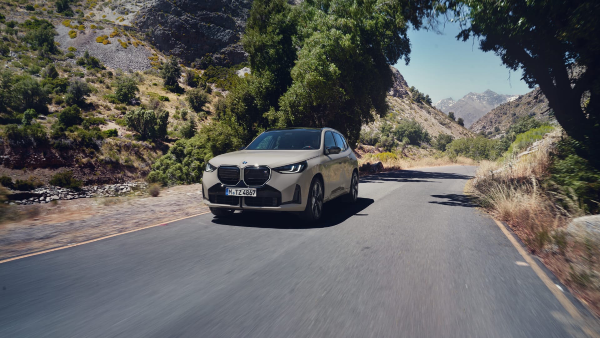 Snows BMW Car Dealer in Portsmouth and Isle of Wight