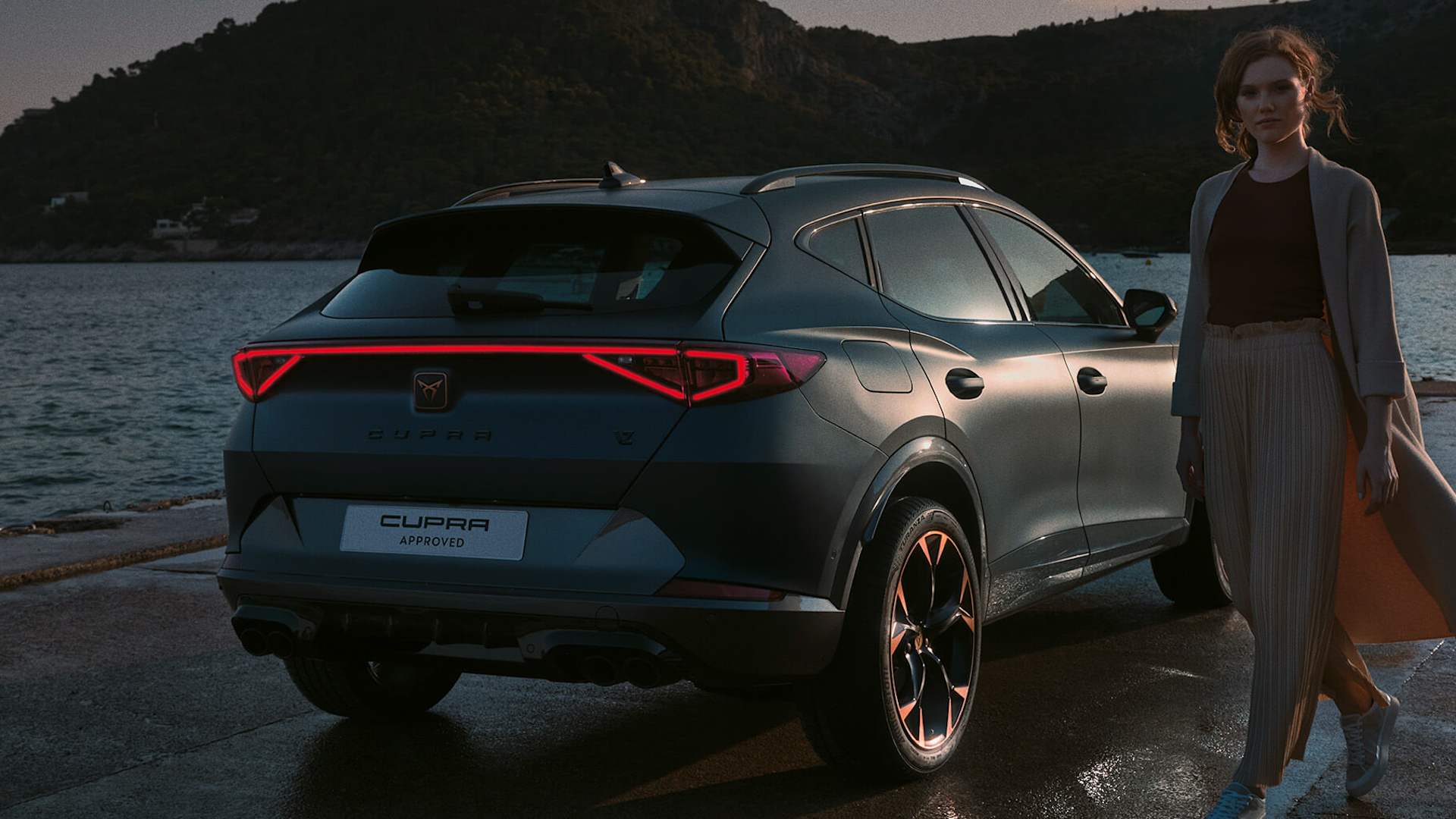 CUPRA Car Dealers | Poole, Portsmouth & Southampton | Snows