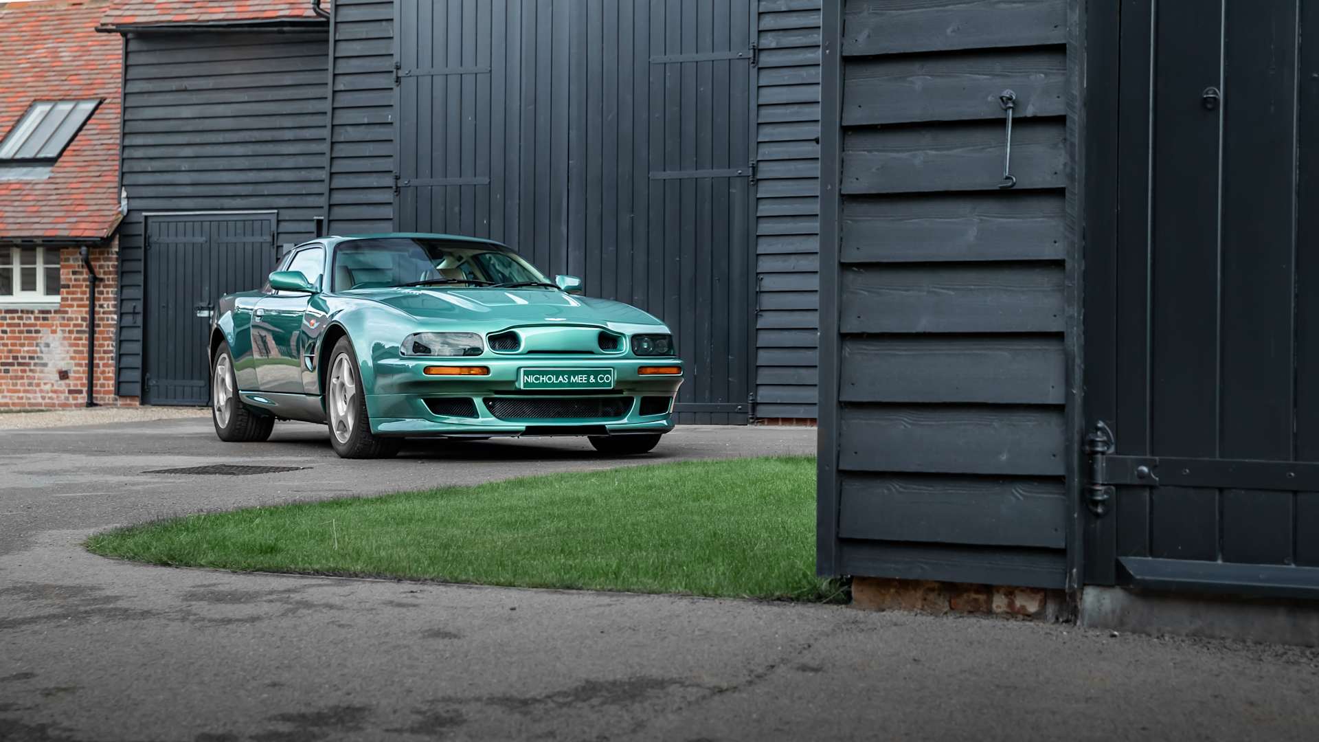 Aston Martin Dealer | Hatfield, Hertfordshire | Nicholas Mee & Co