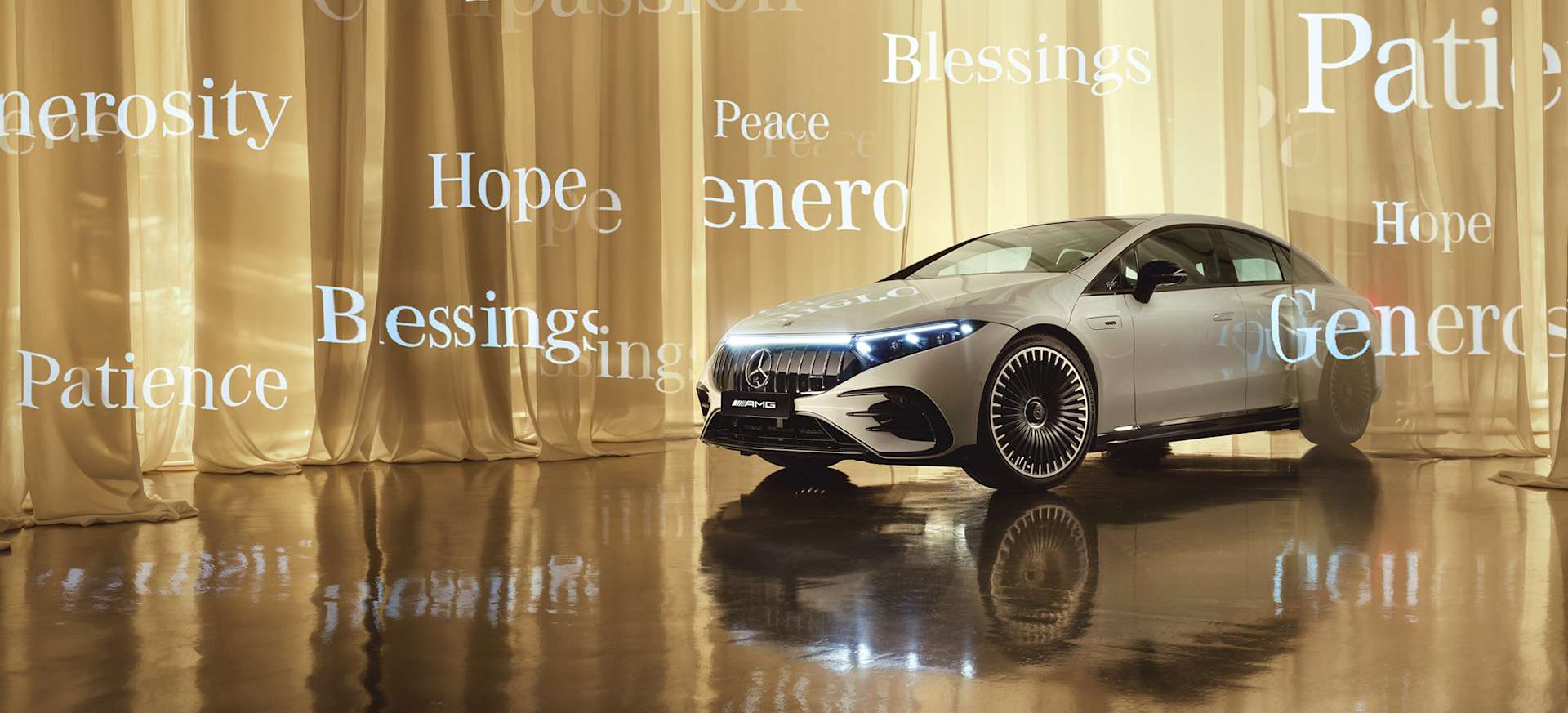 Mercedes-Benz Qatar - Luxury Passenger Cars
