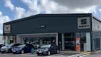 Hybrid & Electric Vehicles | Southern England | Snows SEAT