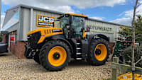 Introducing the new JCB Fastrac 6000 Series | Oliver Landpower