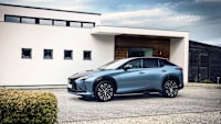 Contact Us in Exeter | Snows Lexus