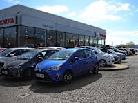 Contact Us in Leeds | Vantage Toyota