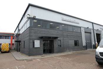 Mercedes-Benz Commercial Dealers | Andover, Croydon, Fareham ...
