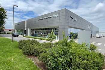 Contact Us / Find Us | Marshall Land Rover Cheltenham & Gloucester