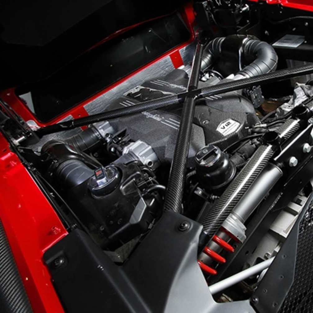 LAMBORGHINI V12: AN ENGINE THAT MADE HISTORY | Lamborghini Paris