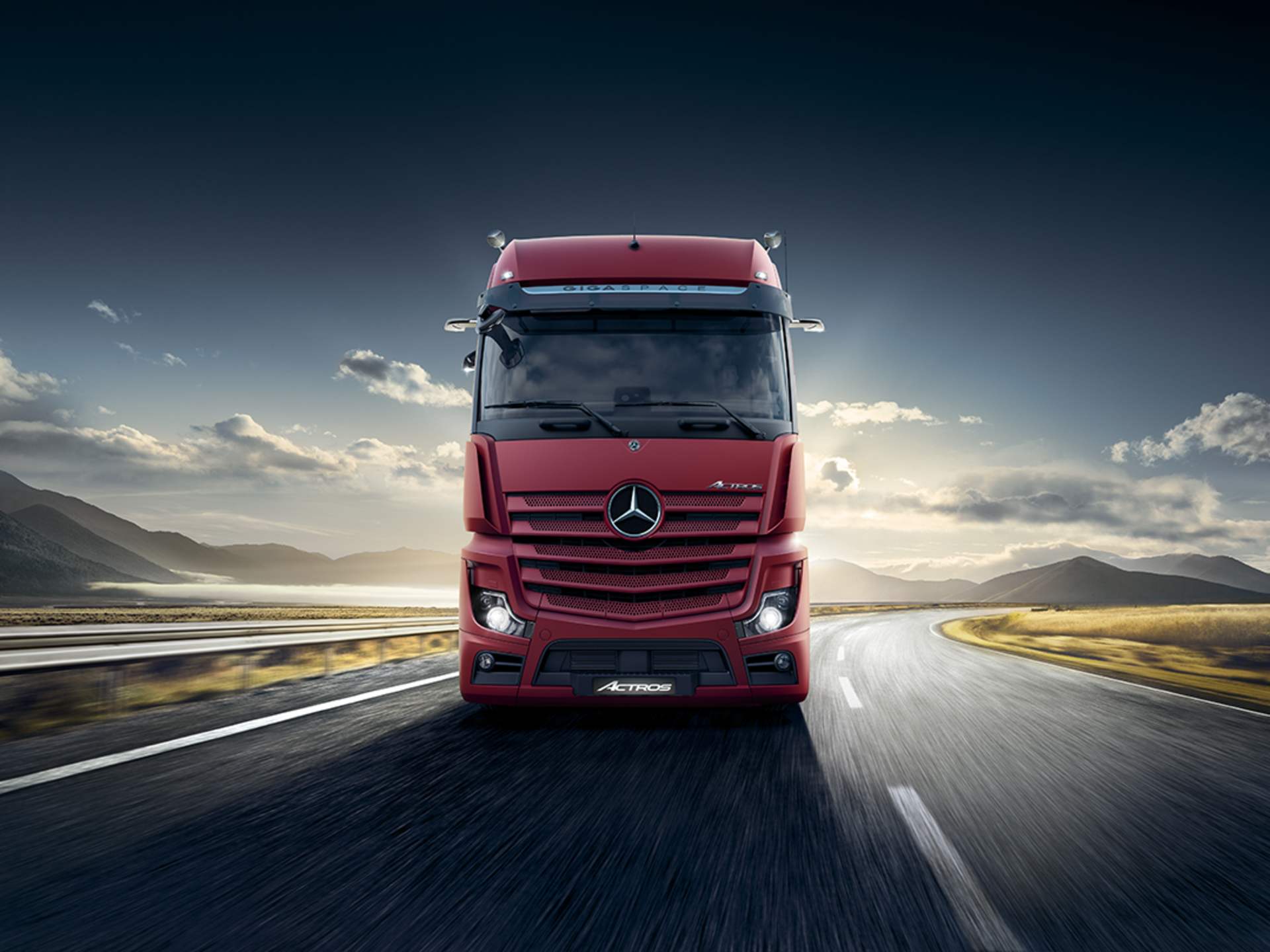 Mercedes Actros Logo Mercedes Benz Unveils New Actros L With 3rd Gen