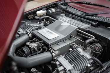 twin supercharged v8 engine