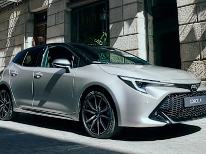 corolla hatchback uk