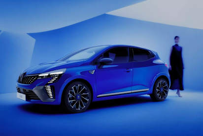Clio E Tech Full Hybrid Across the UK Retail Group Renault