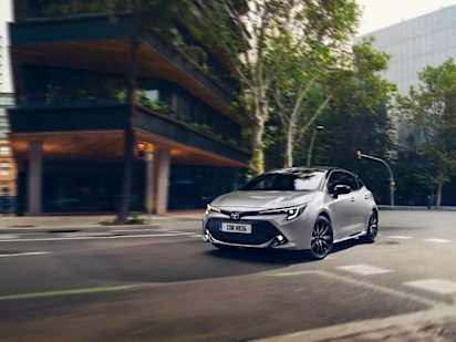 corolla hatchback uk
