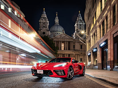 corvette stingray c8 uk